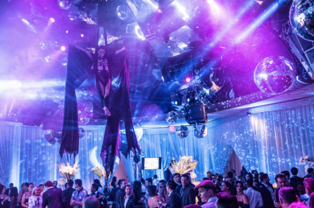 Tips for Throwing a 21st Birthday Party - Mindy Weiss
