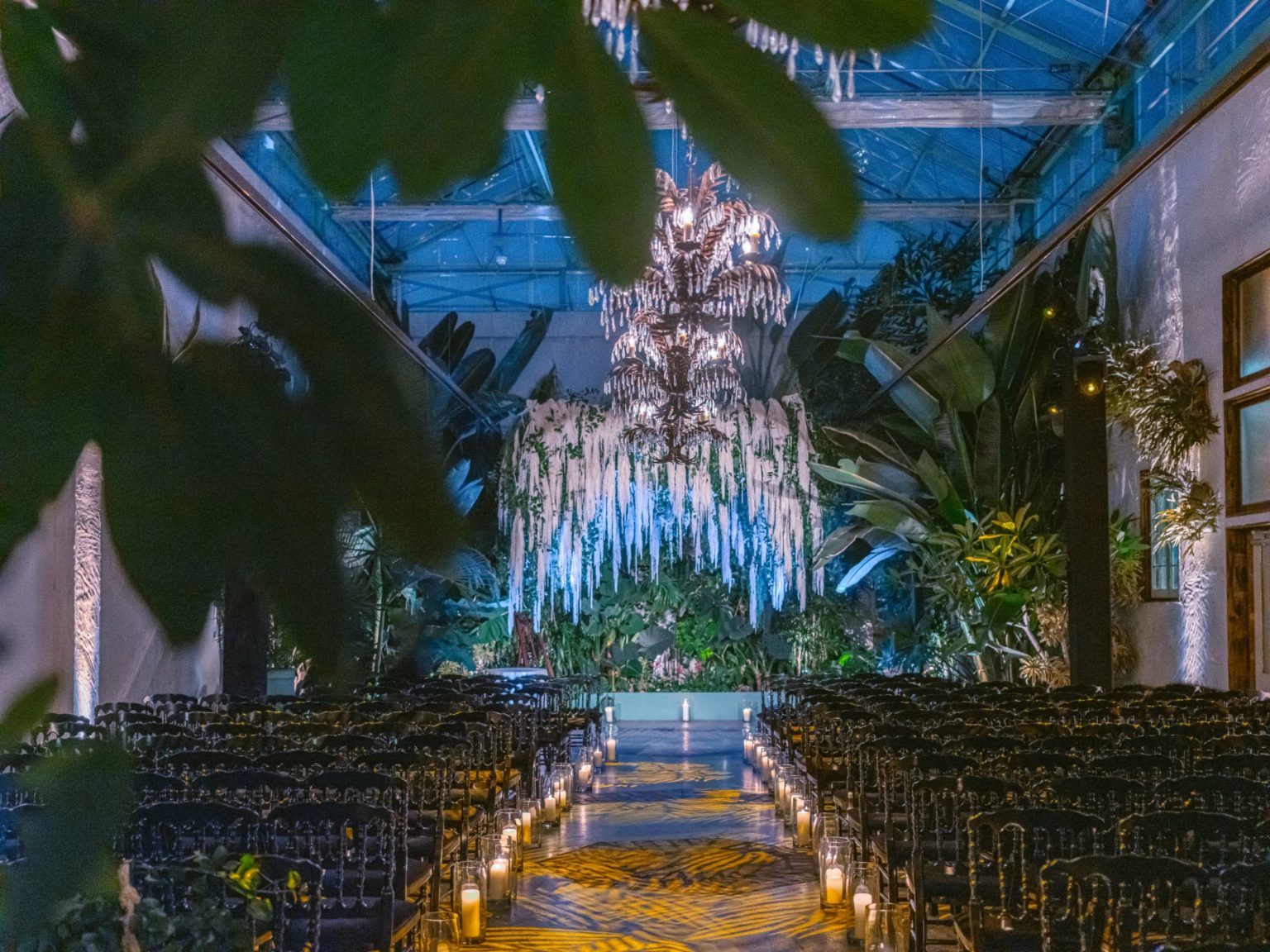 10 Wedding Ceremony Setups That Wow - Mindy Weiss